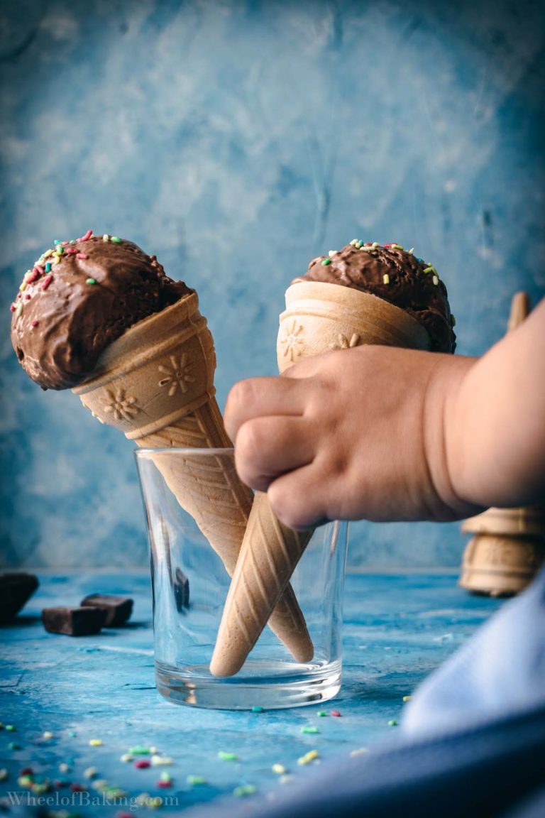 How to make Chocolate Ice Cream From Scratch - Wheel of Baking