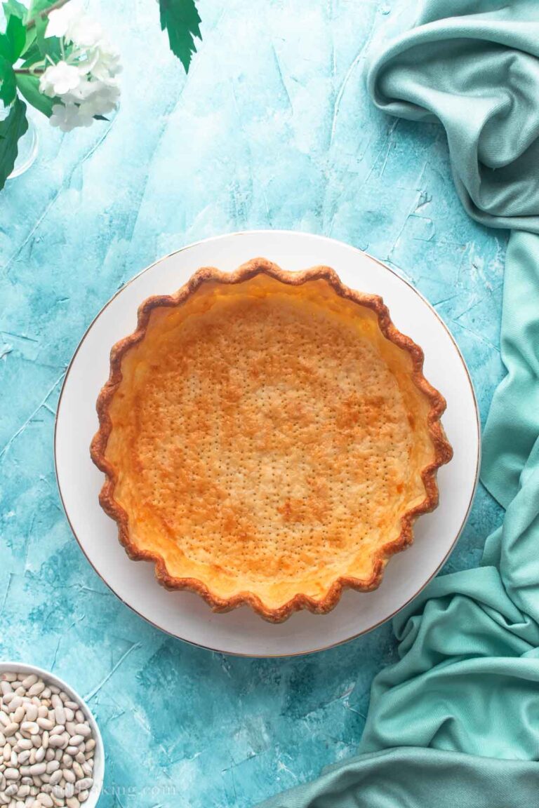 Easy Pie Crust Recipe Without Food Processor - Wheel of Baking