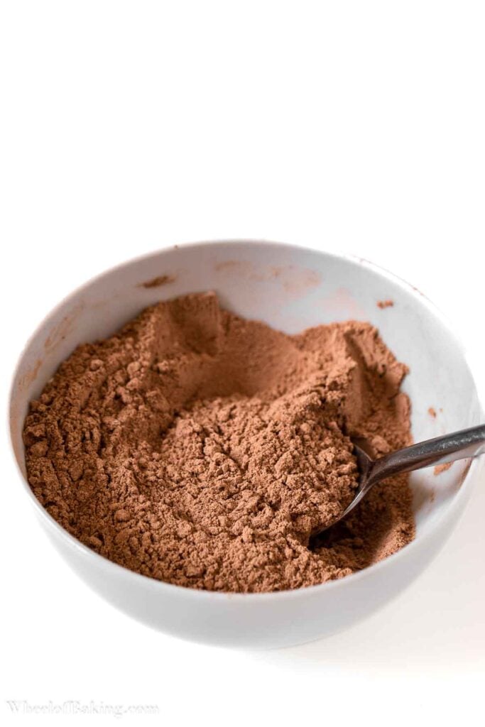 Mini Chocoflan - Impossible Cake - Wheel of Baking