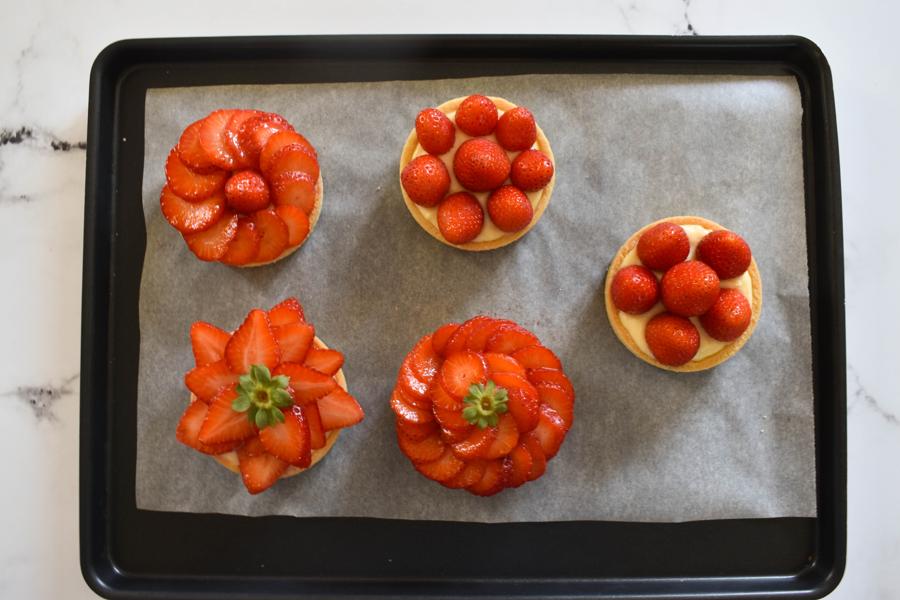 strawberry-tart-with-pastry-cream-wheel-of-baking